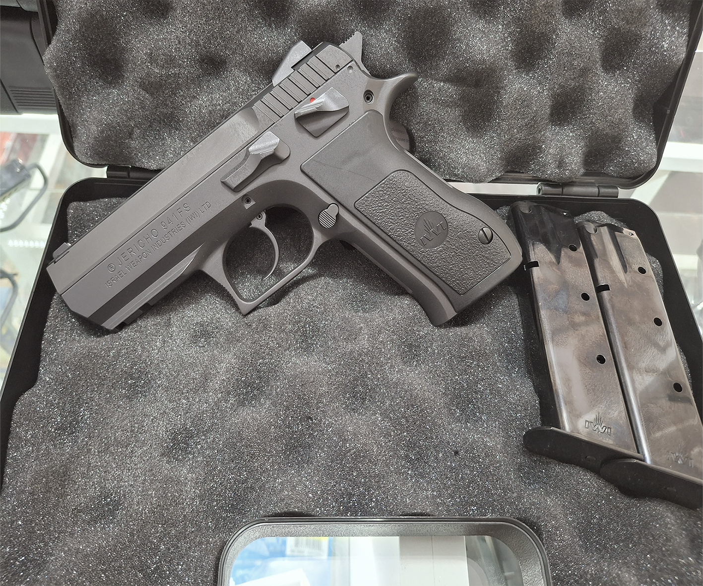 Jericho 941FS - Armas y Municiones